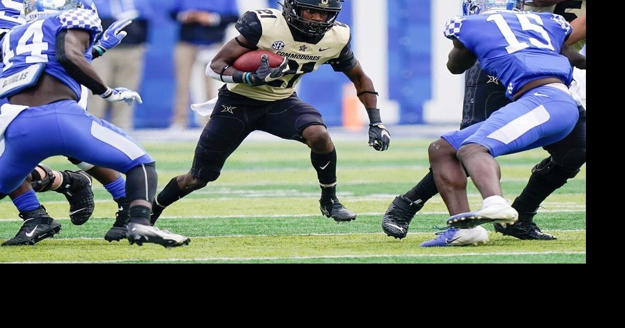 Wilson, Rodriguez help Kentucky survive Vanderbilt 38-35