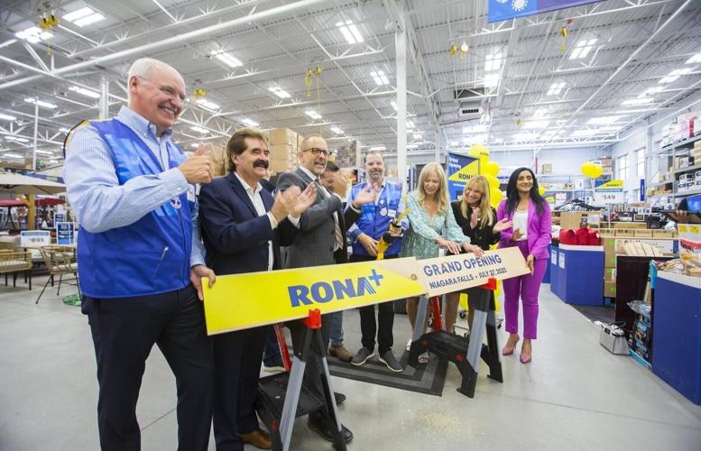 Former Lowe’s store reopens as Niagara Falls RONA+