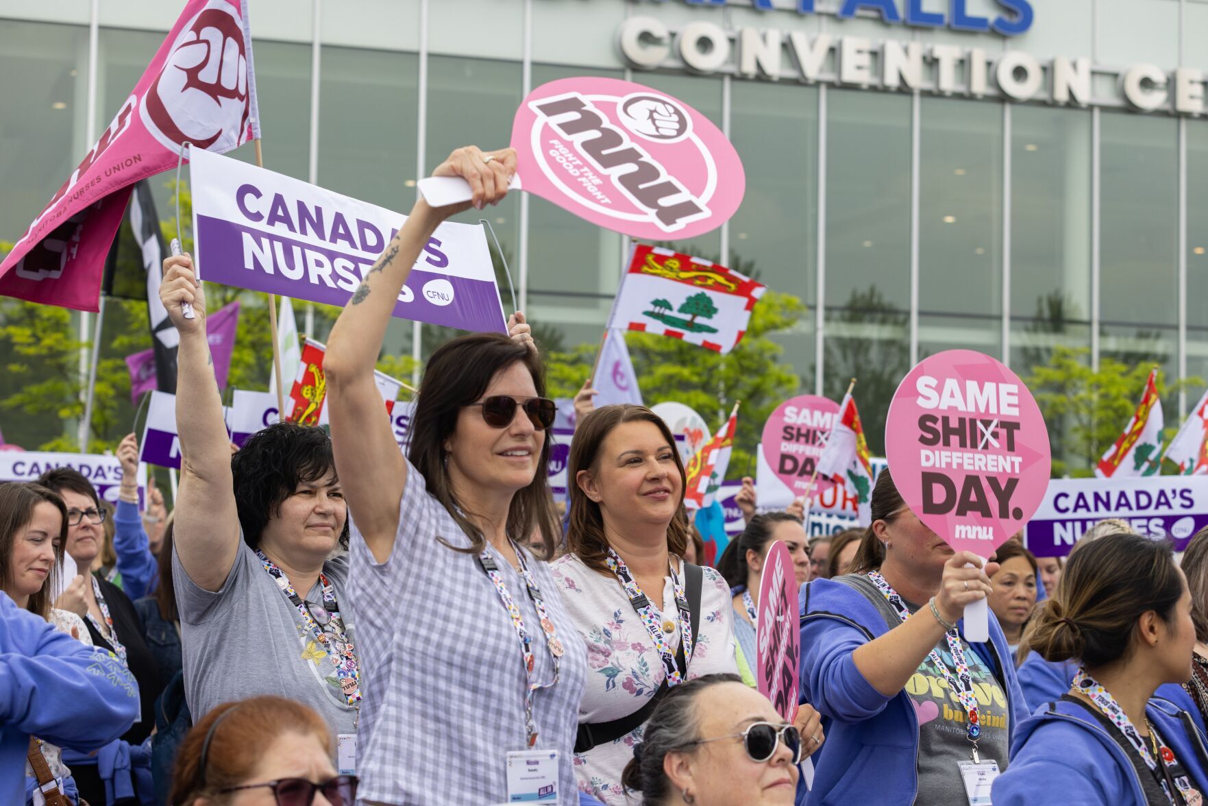 Canadian nurses vow to defend public health care