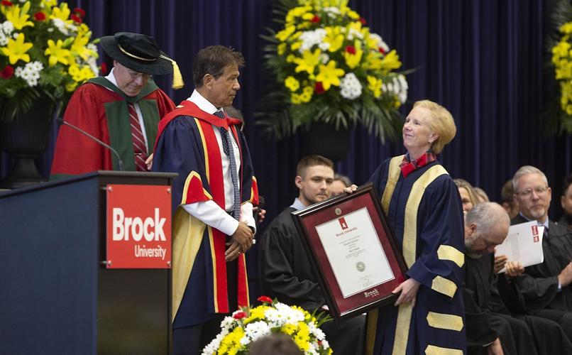 Former NHL coach Ted Nolan honoured at Brock convocation