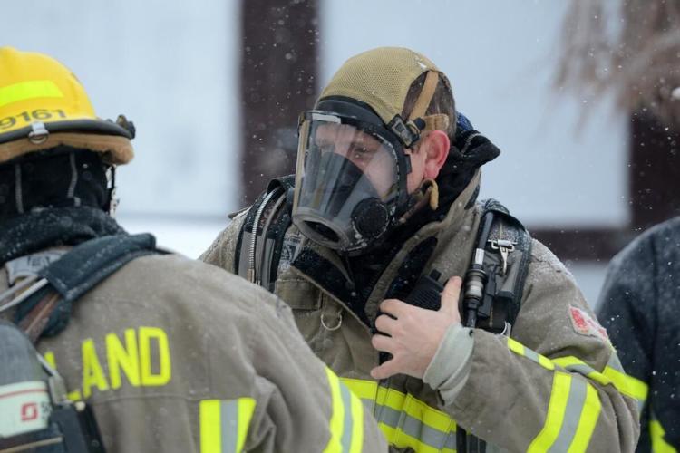 Garage fire on Albert Street in Welland forces home evacuation