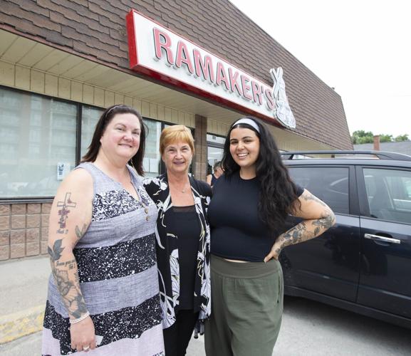 New website helps family-run Dutch store