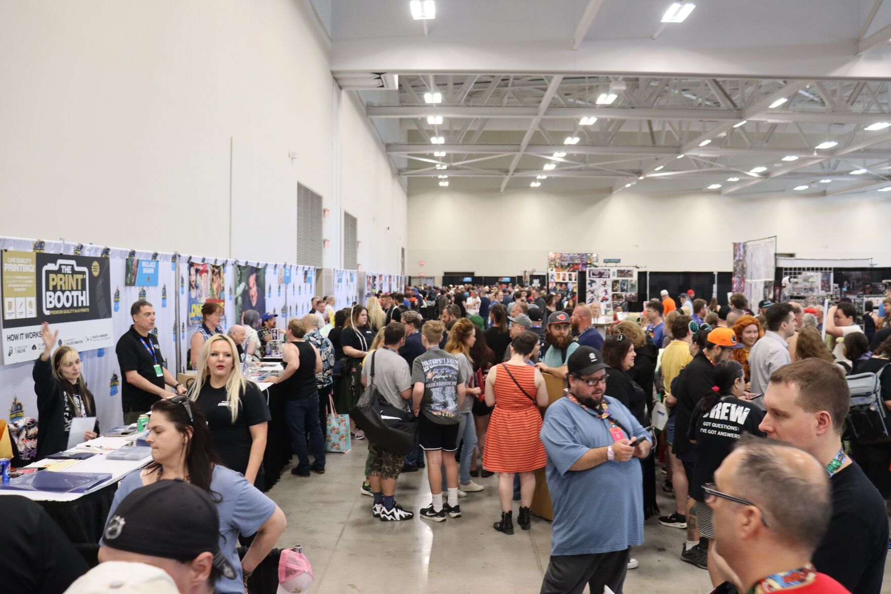 Niagara Falls belongs to the ‘nerds’ for one weekend a year