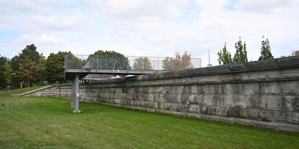 Digging up Welland Canal history