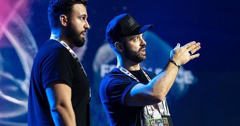 Niagara friends earn millions of views for fight recap