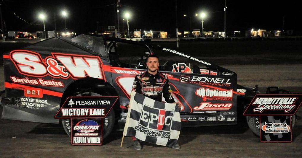 Two drivers race to 10th wins of the year at Merrittville Speedway