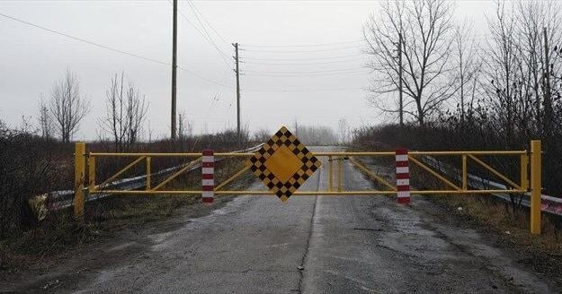 Access to Forks Road Bridge cut off for pedestrians