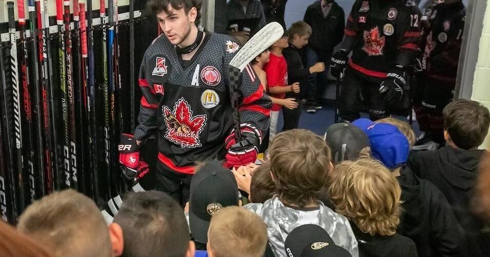 Hebblethwaite to play Division I hockey at RIT