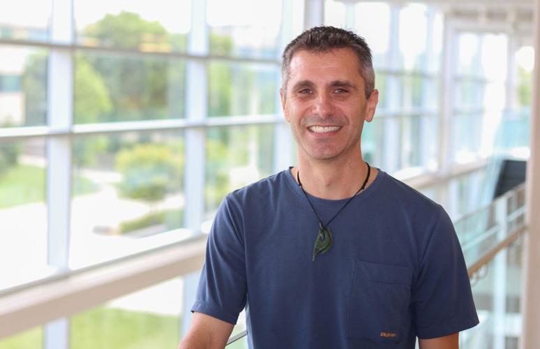 Do women respond differently to extreme temperatures?