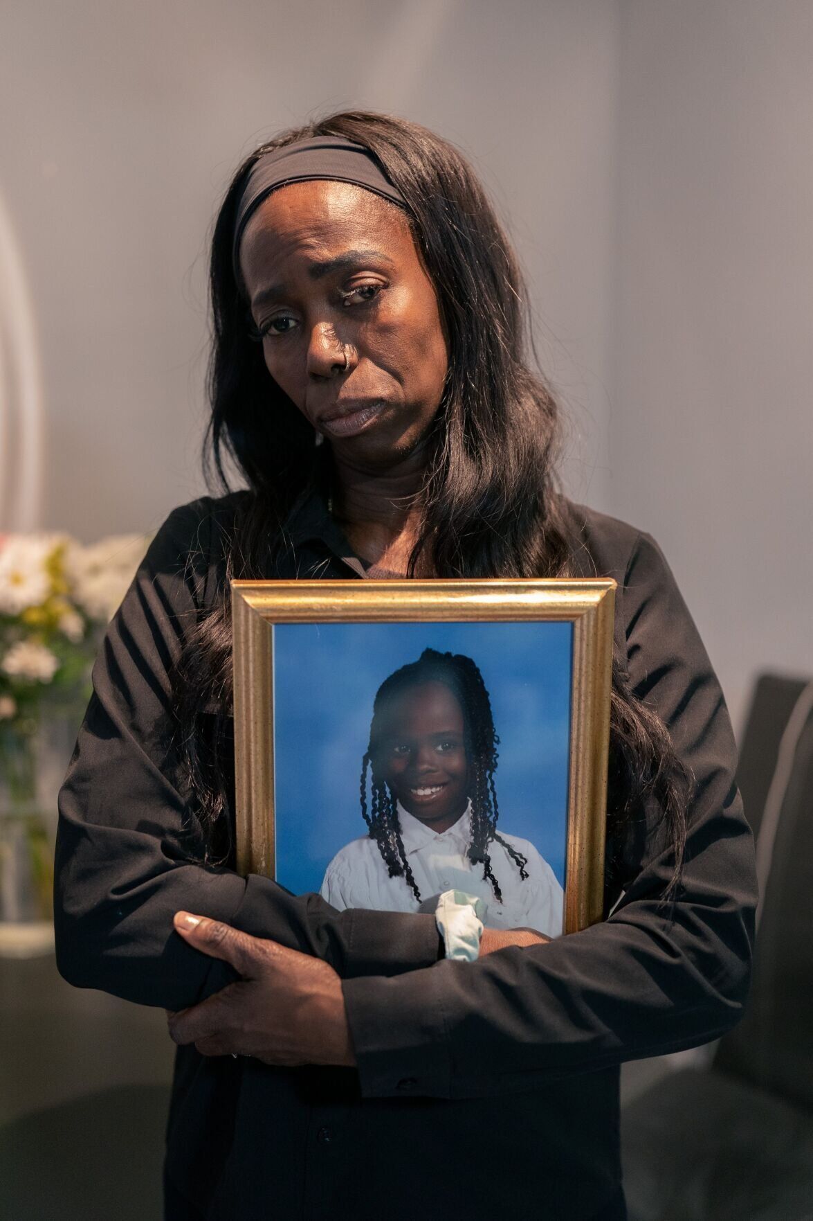 Scarborough woman ‘fell’ from moving car, struck on the 401