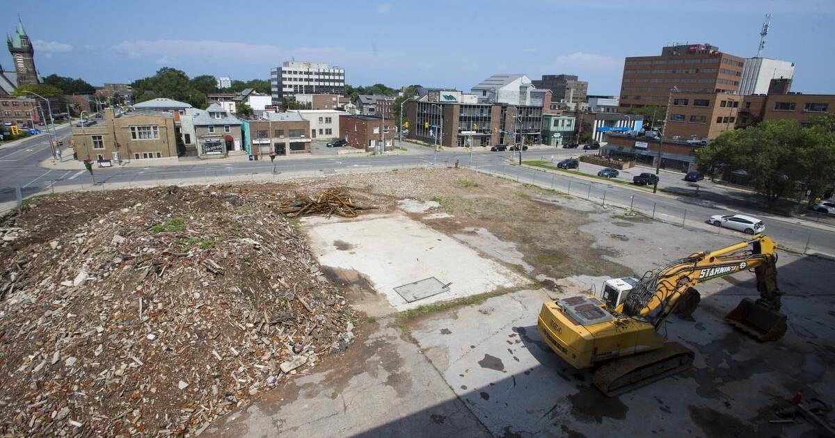 Welland House property served cleanup order