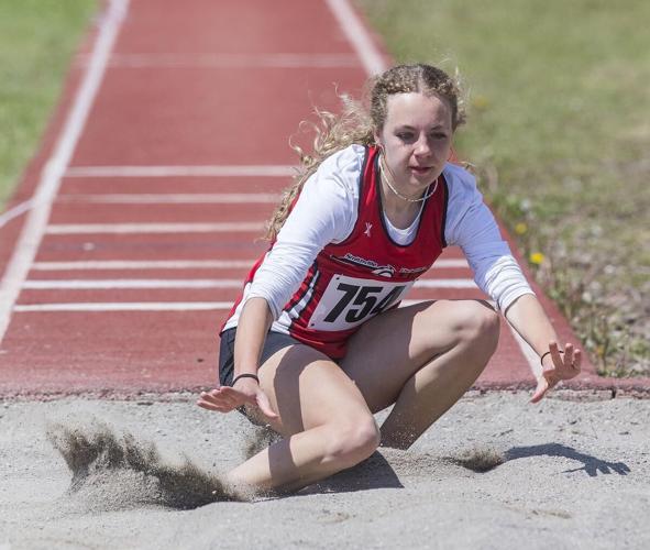 Four student-athletes finish first in three events at Zone 4 track and ...