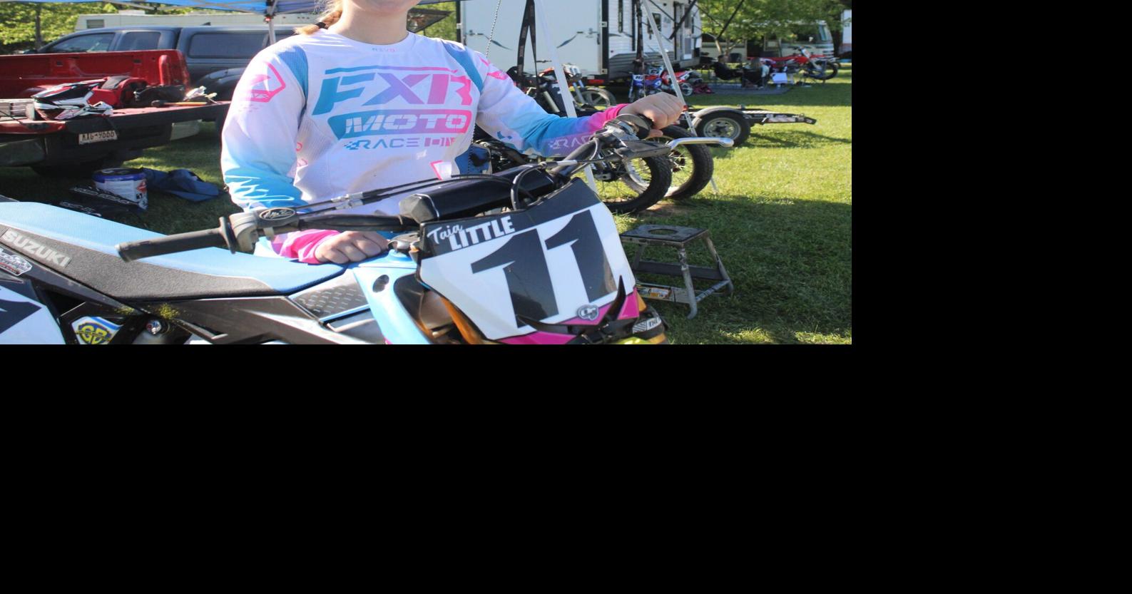 Motorcycle racing season opens at Welland County Speedway