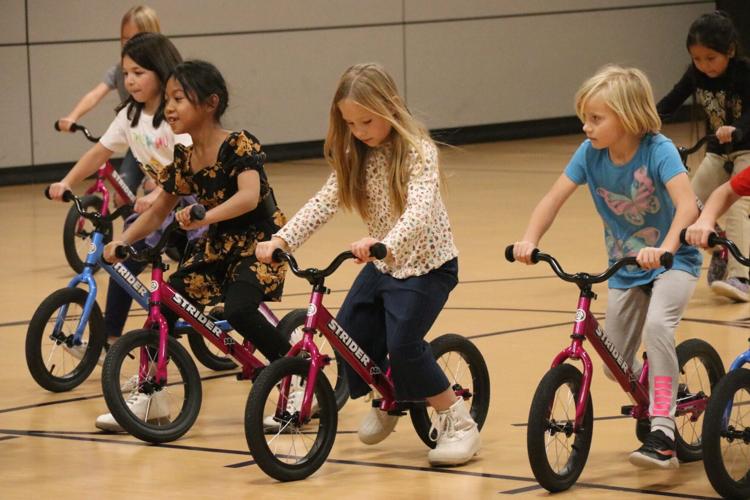 Cedar North Elementary students break in newly donated set of 20 ...