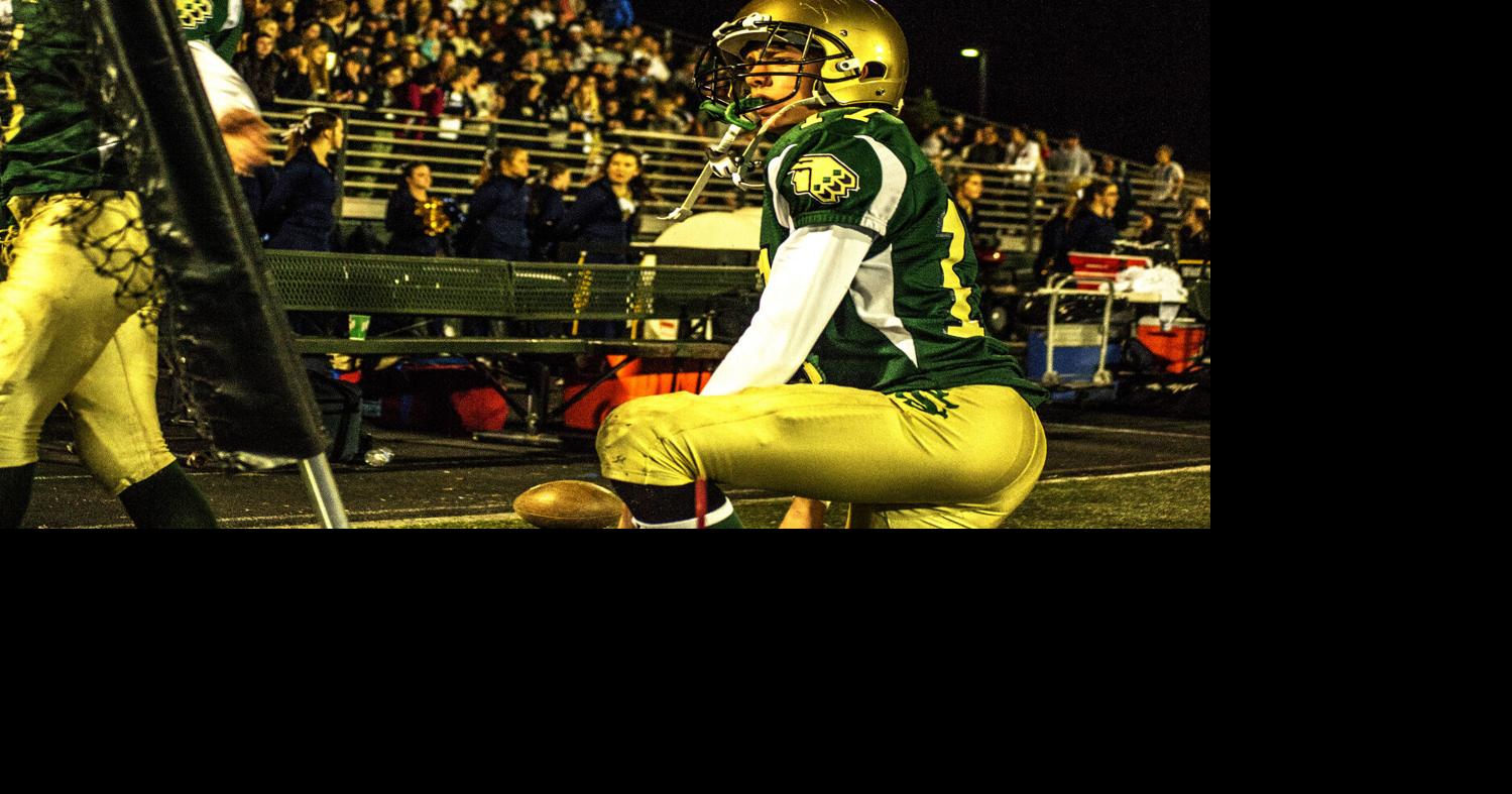 STGNews photo gallery from Week 1 of the 3AA playoffs | Desert Hills ...