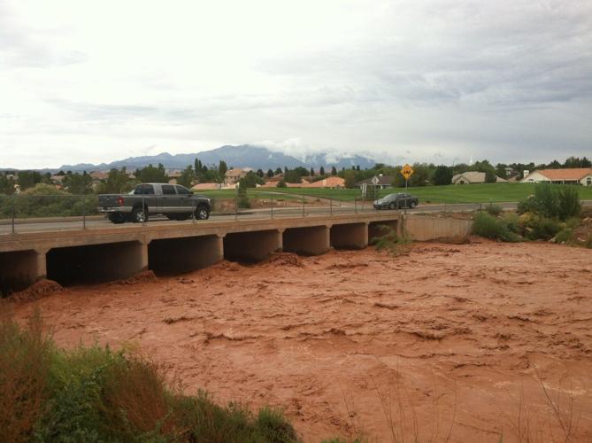 Moisture from Hurricane Rosa bringing high possibility of flooding to ...