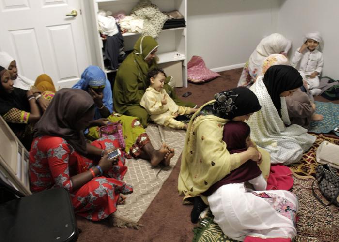 So. Utah Muslims commemorate end of Ramadan; STGnews Videocast, Photo ...