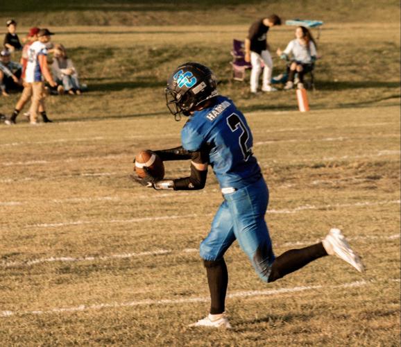 Border Battle 2023: El Capitan football defeats Water Canyon ...