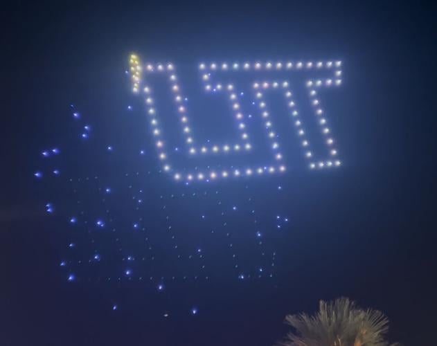 Utah Tech brings community together for festive tree lighting, drone ...