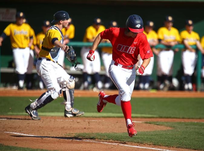 Dixie State hardballers split two on blustery Saturday at Hurst Field ...