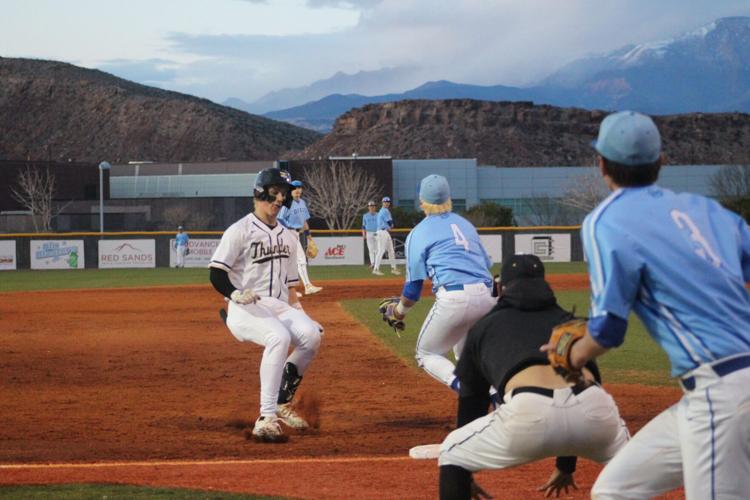 Region 9 baseball: Mustangs, Panthers start 2-0; Flyers, Thunder split ...