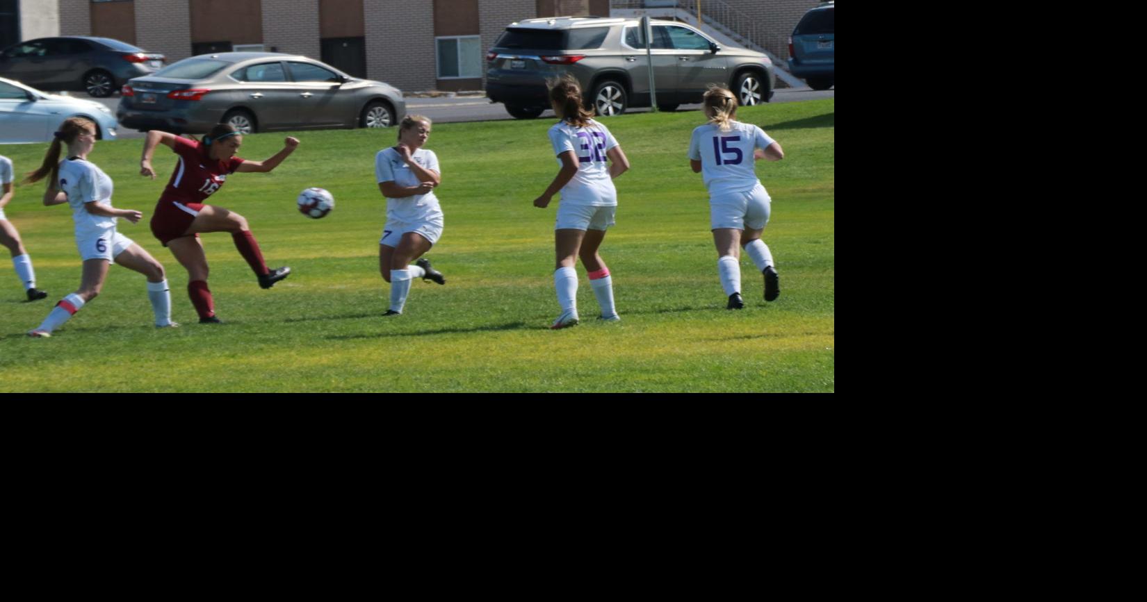 4A girls soccer playoffs: Dixie upsets Hurricane in 2OT; 3 favored ...