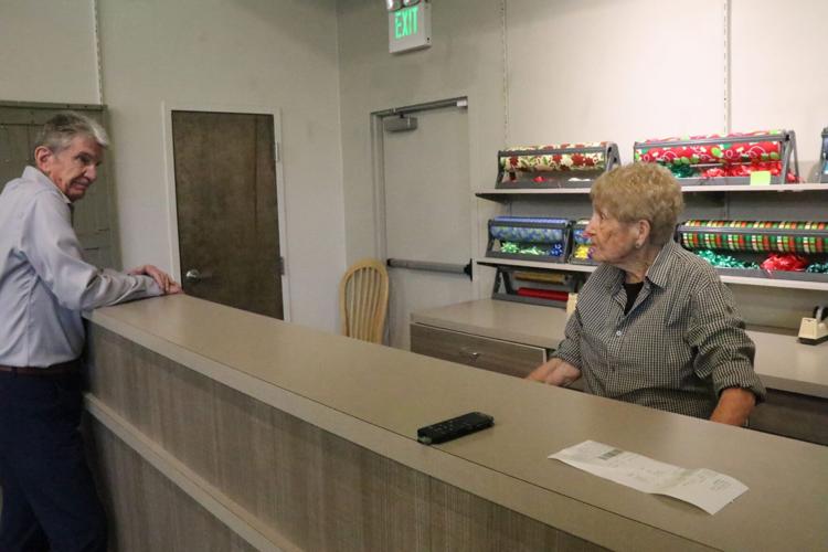 92-year-old ‘queen of the wrappers’ a familiar fixture at Cedar City ...