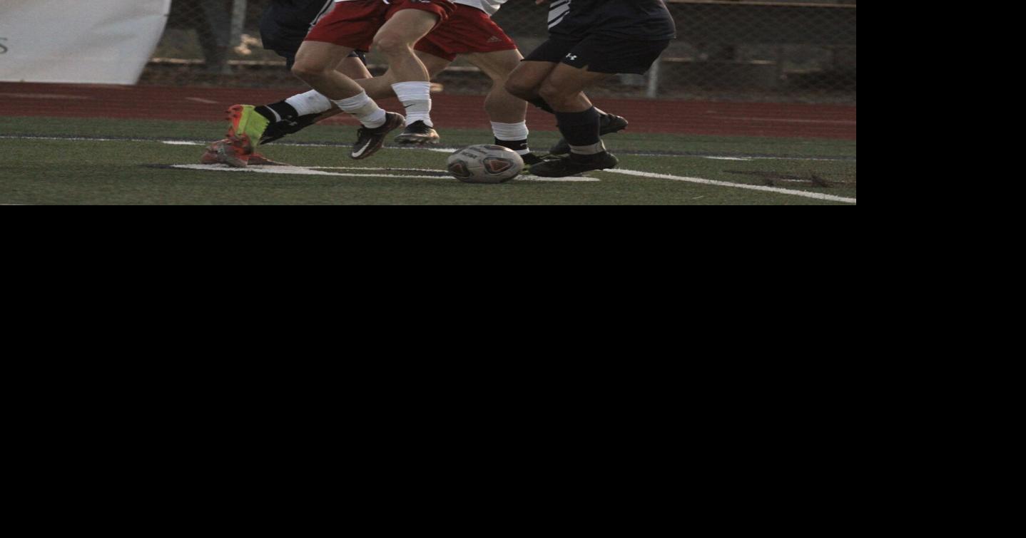 Region 10 soccer: Thunder, Mustangs on collision course for crown ...