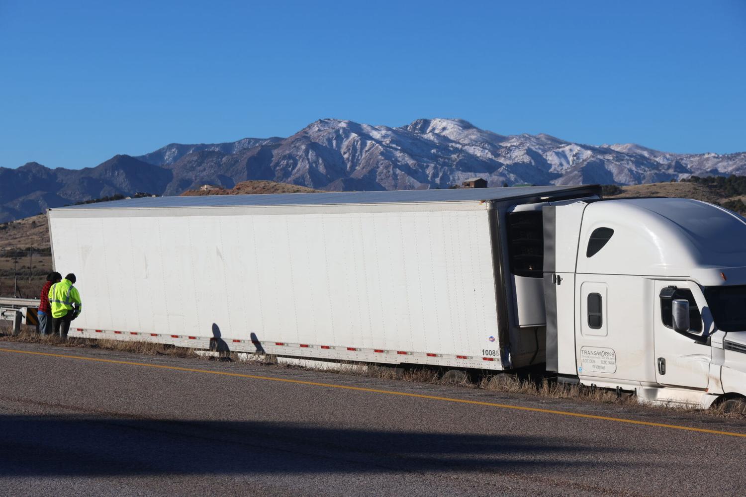 UHP: Driver fails to yield while merging onto I-15, leading to 3 ...