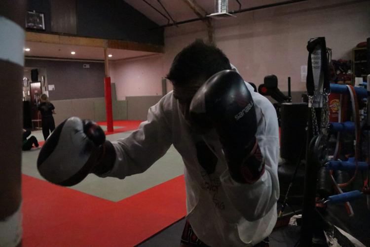 Pro MMA fighter Crawford to vie for lightweight title in Hurricane ...