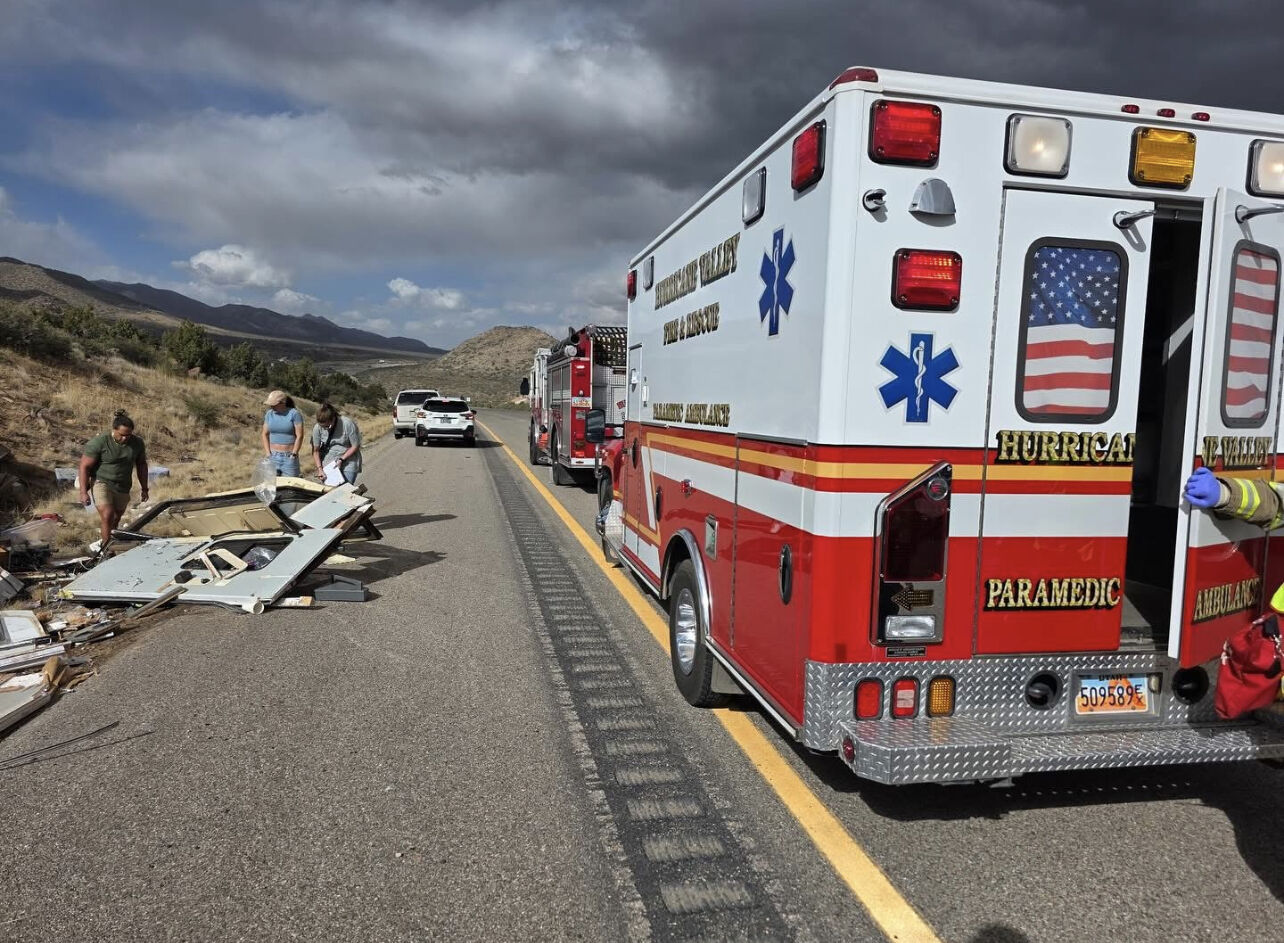 4 people ejected from motor home in rollover crash near Toquerville ...