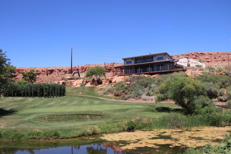 Old Dixie Red Hills Golf Course clubhouse demolished as new one opens ...