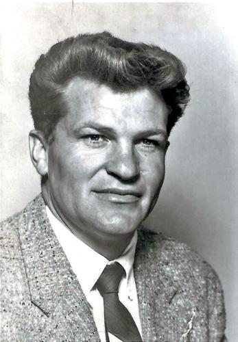 Stan Holt | Obituaries | stgeorgeutah.com