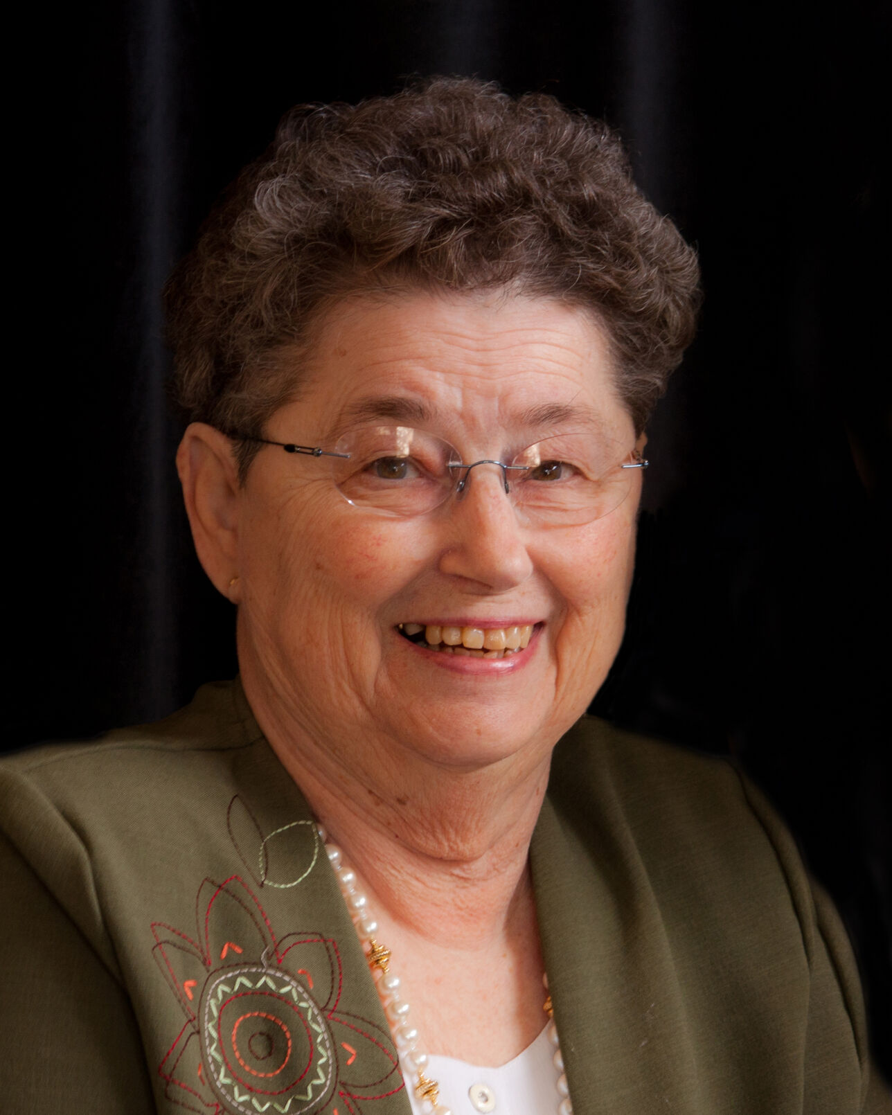 Mary Esther Chris | Obituaries | stgeorgeutah.com