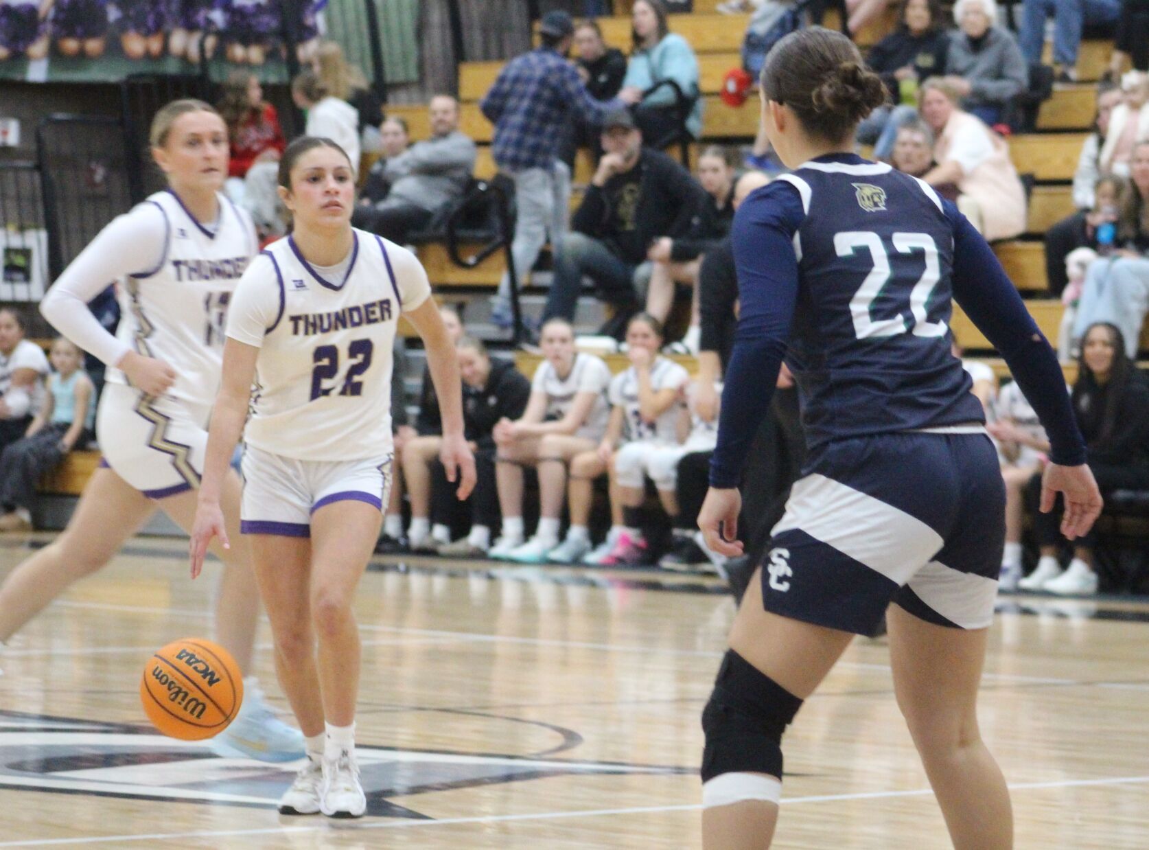 Region 9 girls basketball: Dixie Flyers control own destiny; Thunder ...