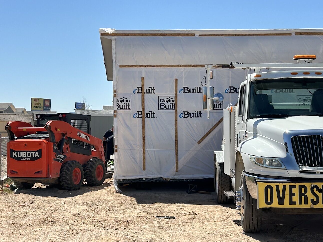 UPDATED: Worker dies after being pinned underneath manufactured home in Cedar City, police say ...