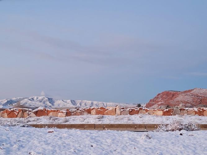 Photo gallery: Newly fallen snow brings a little holiday cheer to parts ...