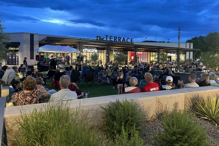 ‘Come out and join us’: Sarah Jane headlines next concert on The ...