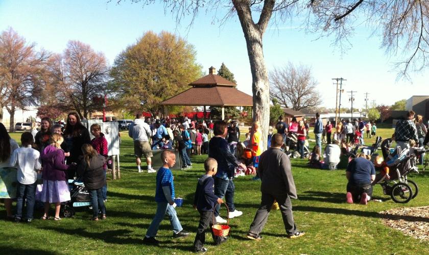 Parks, pools, eggs galore; STGnews Photo Gallery | Life | stgeorgeutah.com
