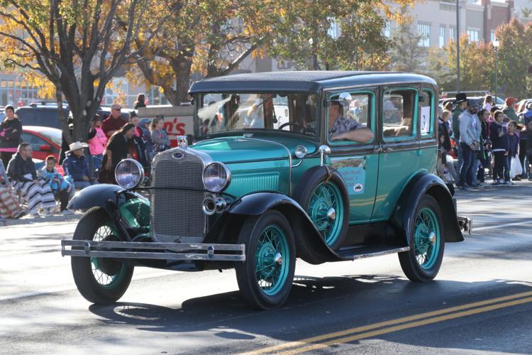 Photo gallery: Hundreds of sheep parade down Main Street at annual ...