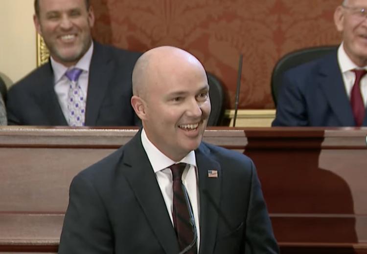 Utah Sen. John Curtis helps lead push to ban sports betting contracts ...