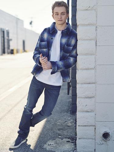 1 Southern Utah actor's journey from spray-painting a bike to role on ...