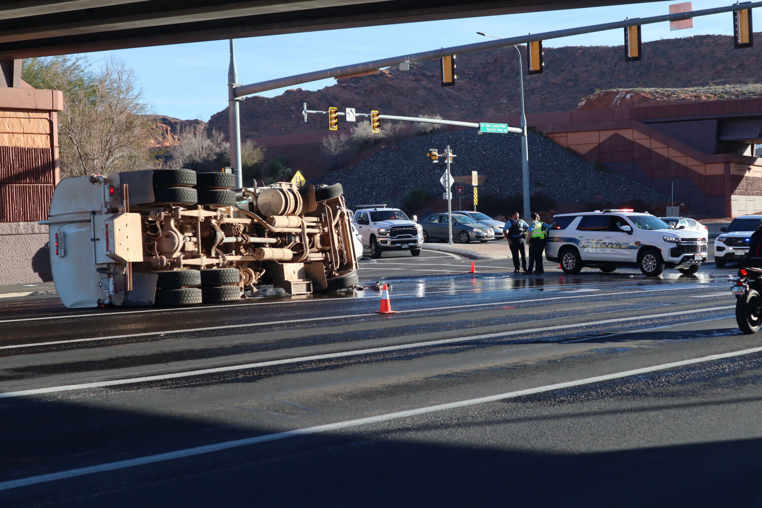 Police: Tanker truck rolls at St. George intersection after brakes fail ...