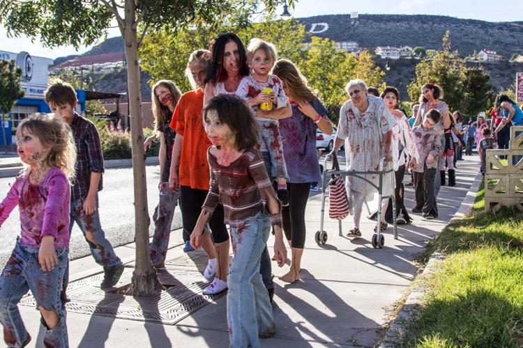 Photo gallery: Halloween around the town; zombies, aliens, cuddly and ...