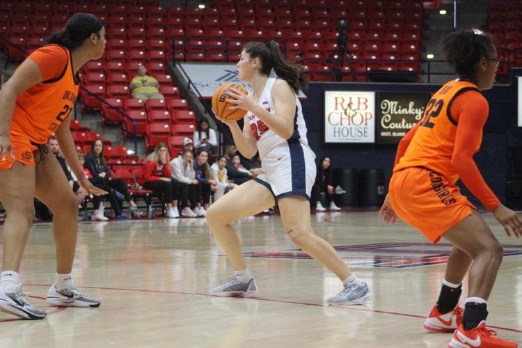 Cowgirls bring the Trailblazers back to earth; host Utah Tech women ...