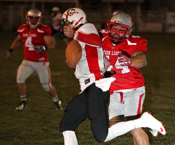 Zion QB Misi Tupe nearly perfect as Lions clobber visiting Davis Vipers ...