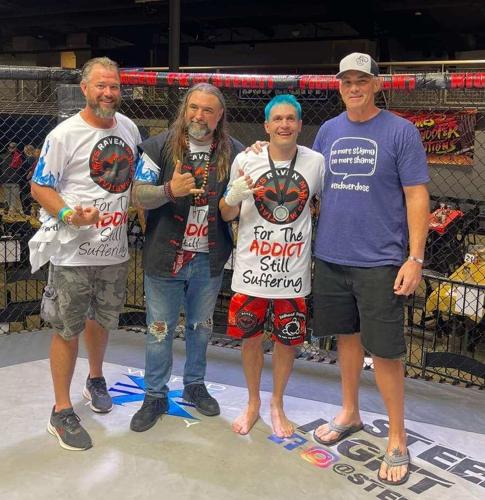 Crawford uses 1st-round submission hold to win 3rd straight pro MMA ...