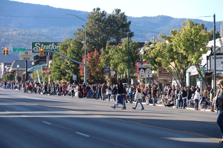 Video, photo gallery: Ewe had to be there at Cedar City’s sheep parade ...