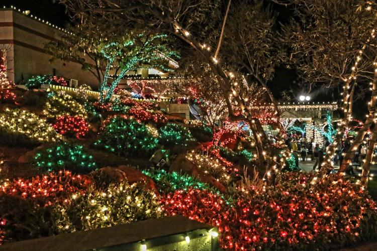 Live Nativity opens to SRO crowd, Tuacahn Amphitheatre’s Christmas in ...