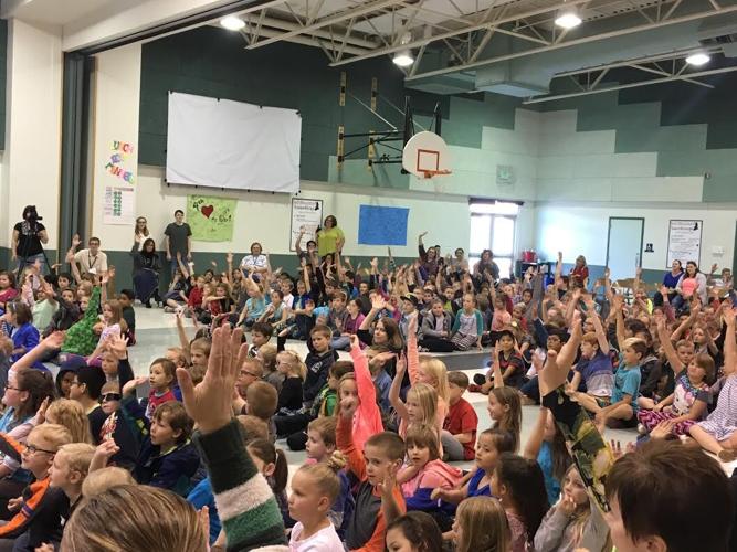 Red Mountain Elementary educator named finalist in national award ...